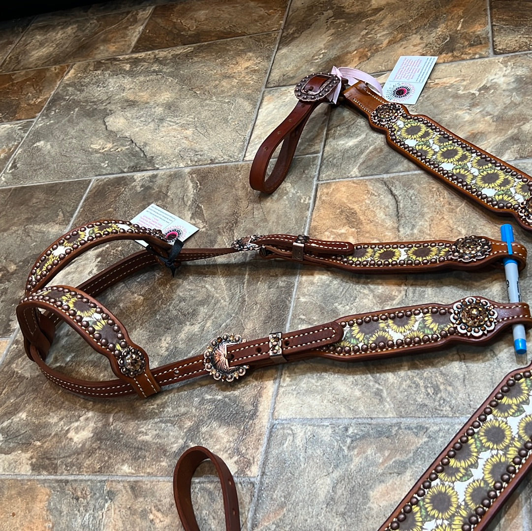 Sunflower Headstall – Melissa’s Custom Conchos