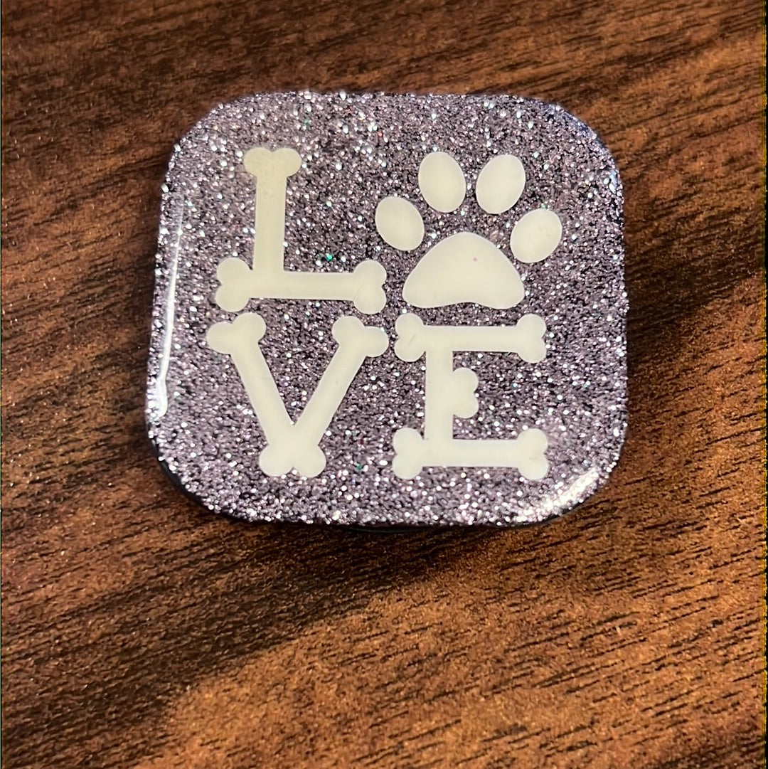 Light Purple Dog Love Pop Socket – Melissa’s Custom Conchos
