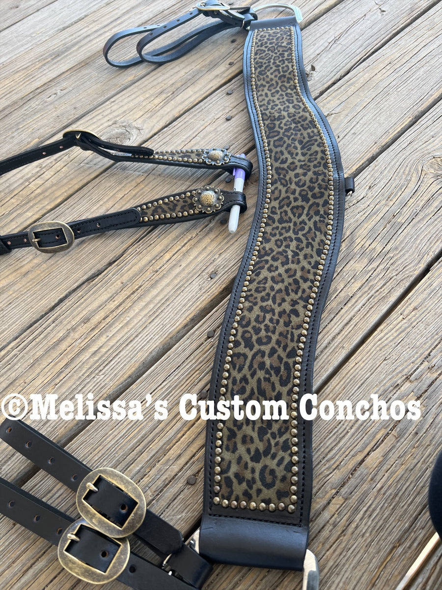 Dark Cheetah Tripping Collar Set – Melissa’s Custom Conchos